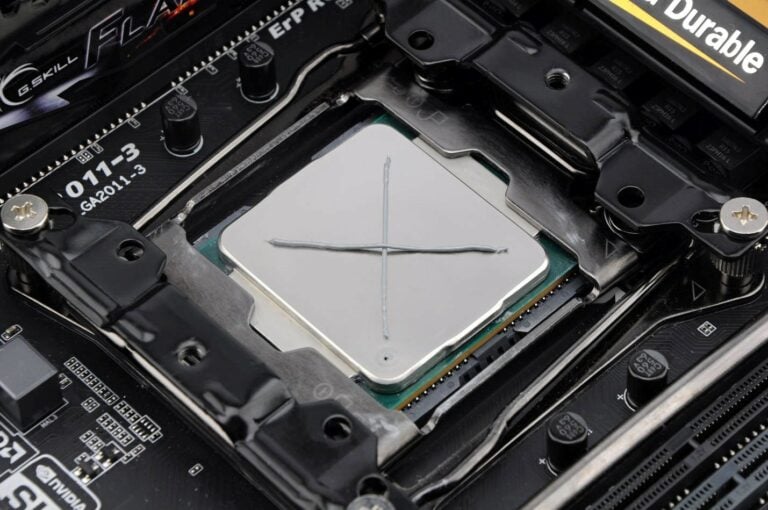 How To Apply Thermal Paste To A CPU [2024 Guide] - CPU Ninja